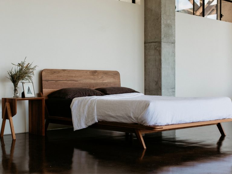 Handkrafted - Connect with craftspeople and furniture makers to ...
